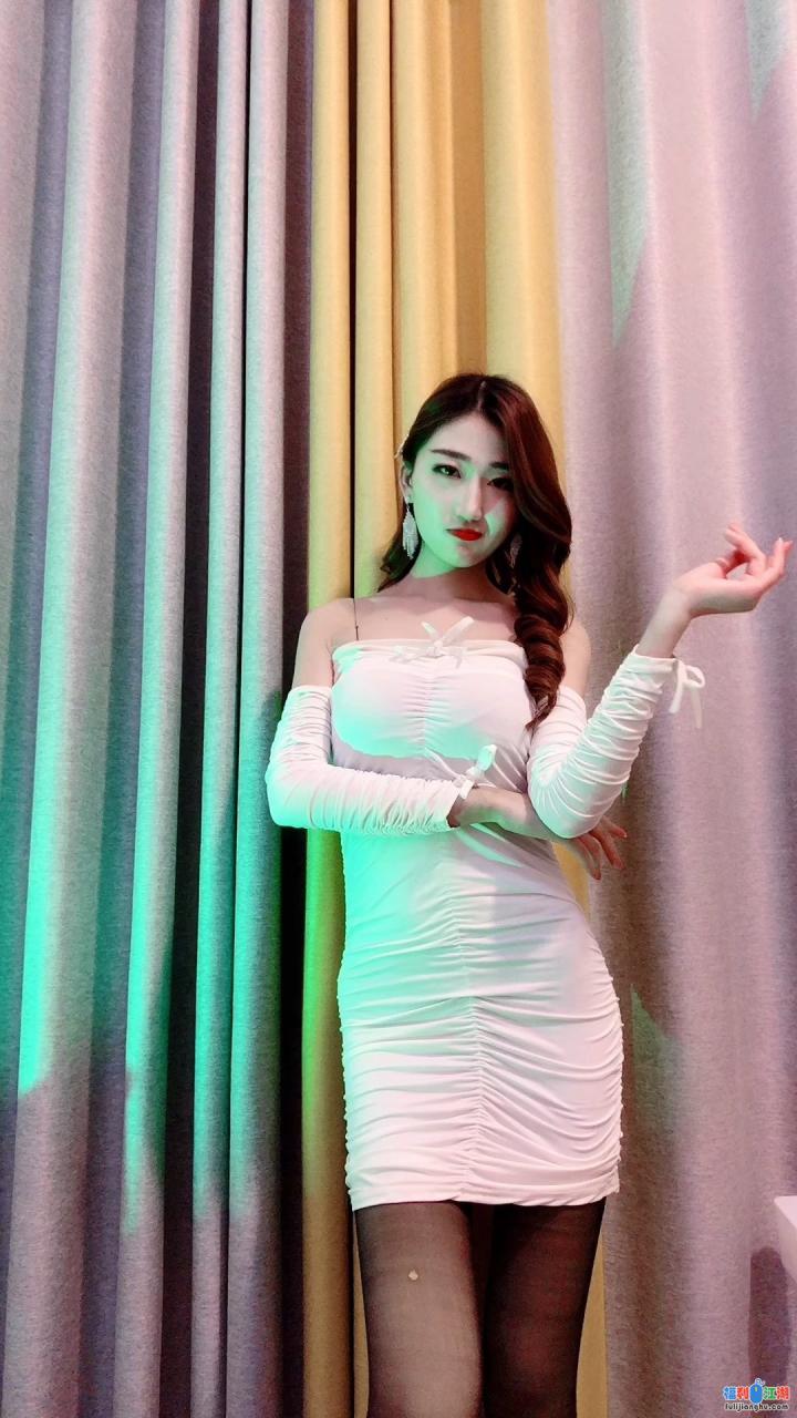 【自购/最新】【纯纯的素】快手阿萍诱惑舞蹈福利【去重】【29V,65.3M】 – 老司机