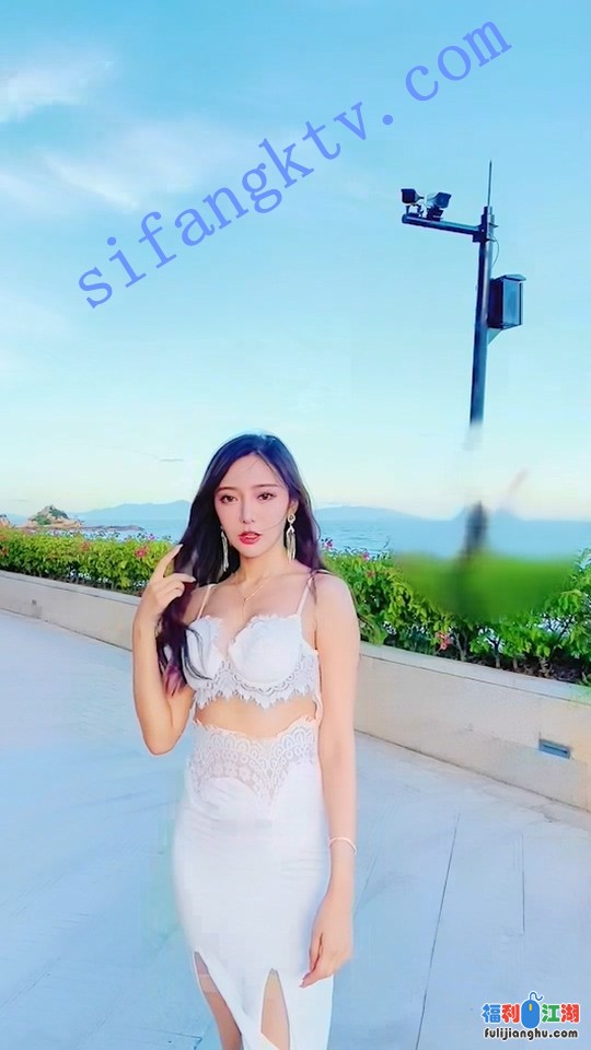 秀人网 王馨瑶【户外性感内衣，疯狂露底】户外尺度超刺激【1V 152M】【百度云】 - 老司机