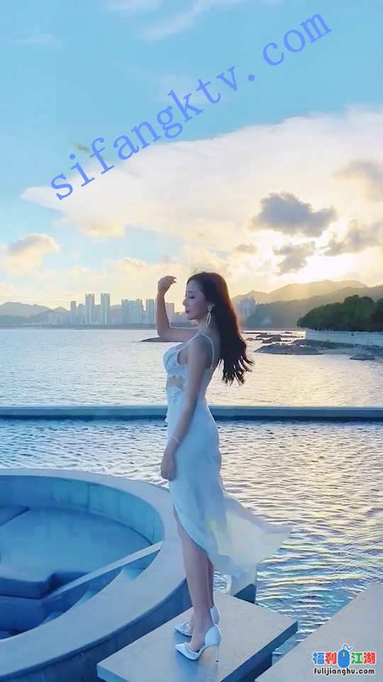 秀人网 王馨瑶【户外性感内衣，疯狂露底】户外尺度超刺激【1V 152M】【百度云】 - 老司机