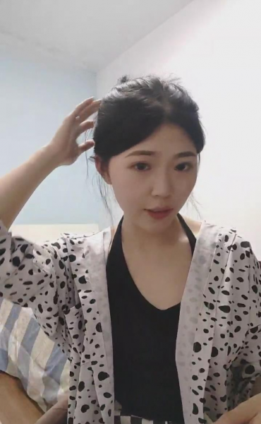 【自行打包】【七七爱吃饭】 想找真心人的湖南美女 高颜值 极品美乳 阴毛长 整理小合集【8v 7g】【百度云】 老司机