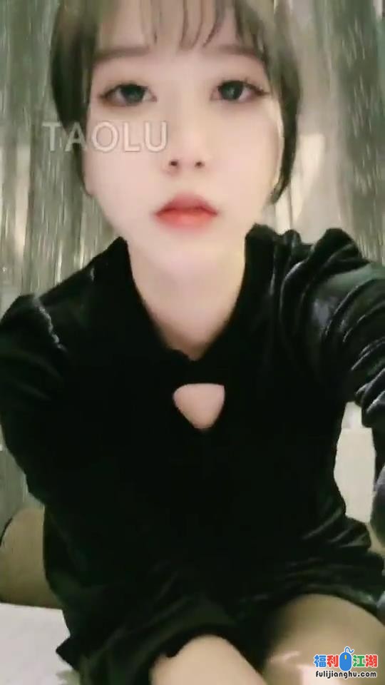 高颜值的红绿灯套路视频-VINNIE维妮【8V 4.91G度盘】 – 老司机