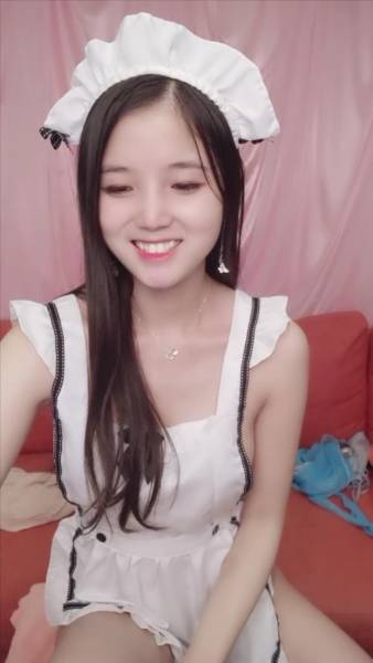 难得甜美系女神！女仆装套装！水蛇细腰包臀裙[1V 1.98G 百度盘] - 老司机