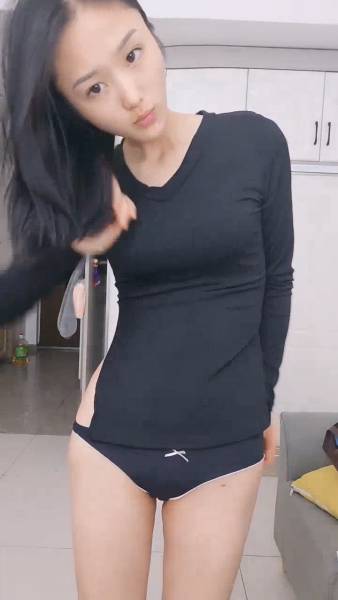 20小时核弹！【差点心动】自慰喷水[23V 10.93G 百度云] – 老司机