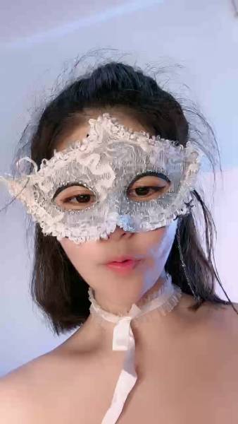 面罩网红女神！S型身材扭动细腰！黑丝高跟[1V 353M 百度云] - 老司机